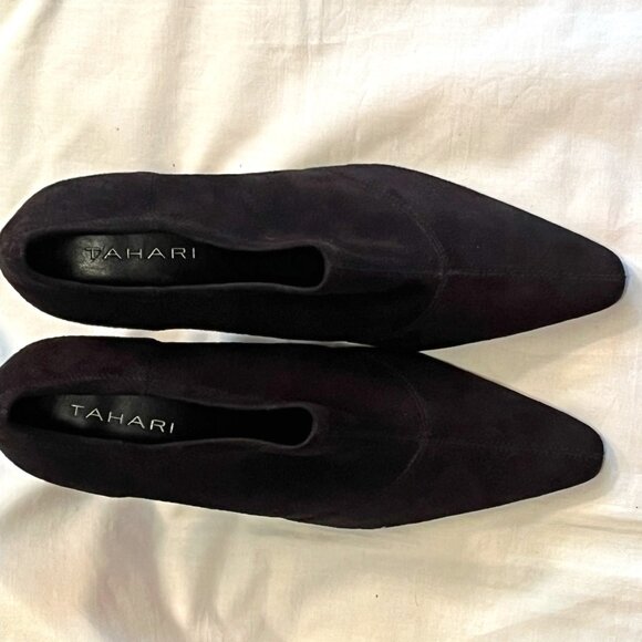 Tahari | Shoes | Tahari Black Suede Heels Size 95 | Poshmark